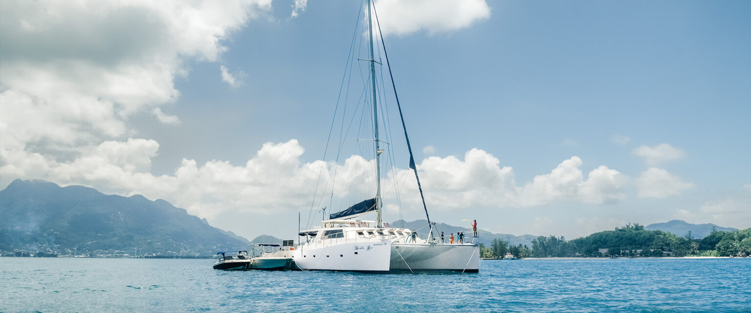 Ultimate Guide to Sailing Seychelles
